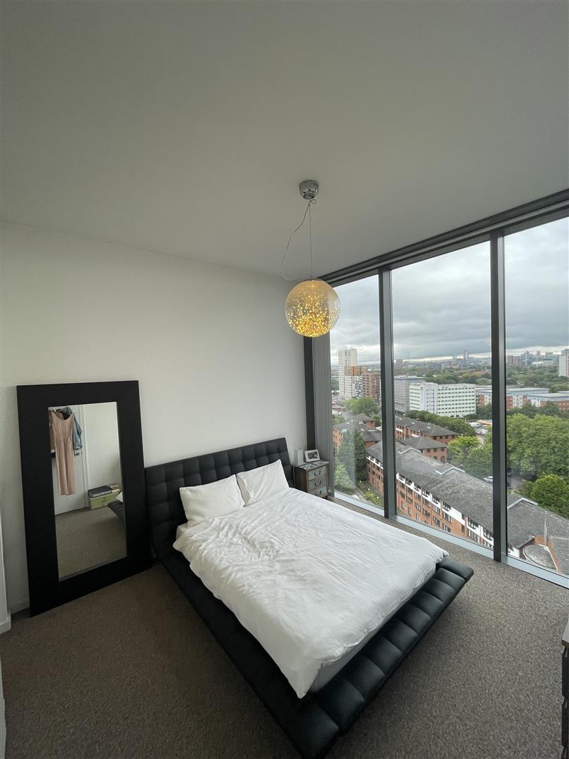 4 Clippers Quay, Salford Quays, Salford - BEYOND Property